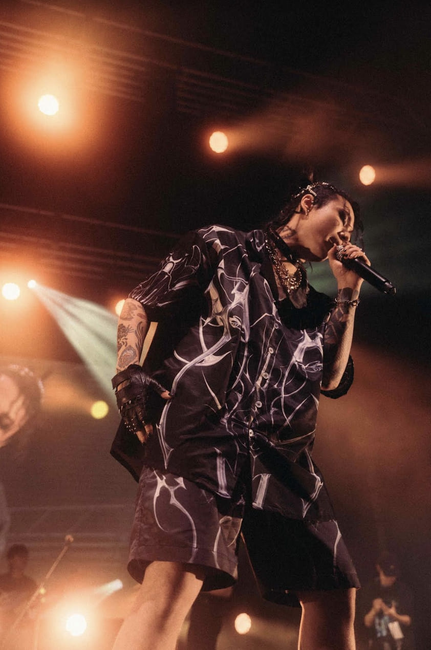 Marz23樂迷「有備而來」！狂丟內衣、四角褲到舞台 全新一輪的演