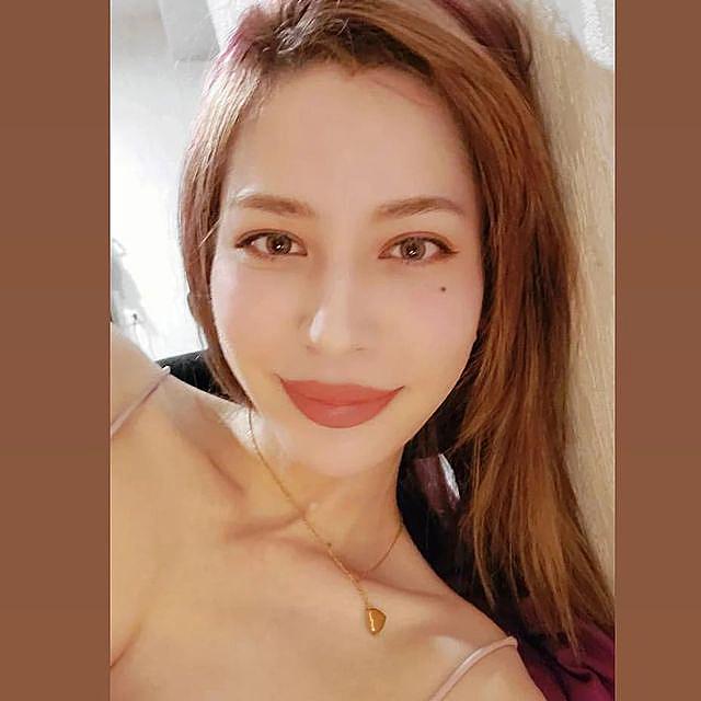 Keanna爆已婚謝和弦「被要求3P」！怒比中指回敬嚇壞網：刷新三觀