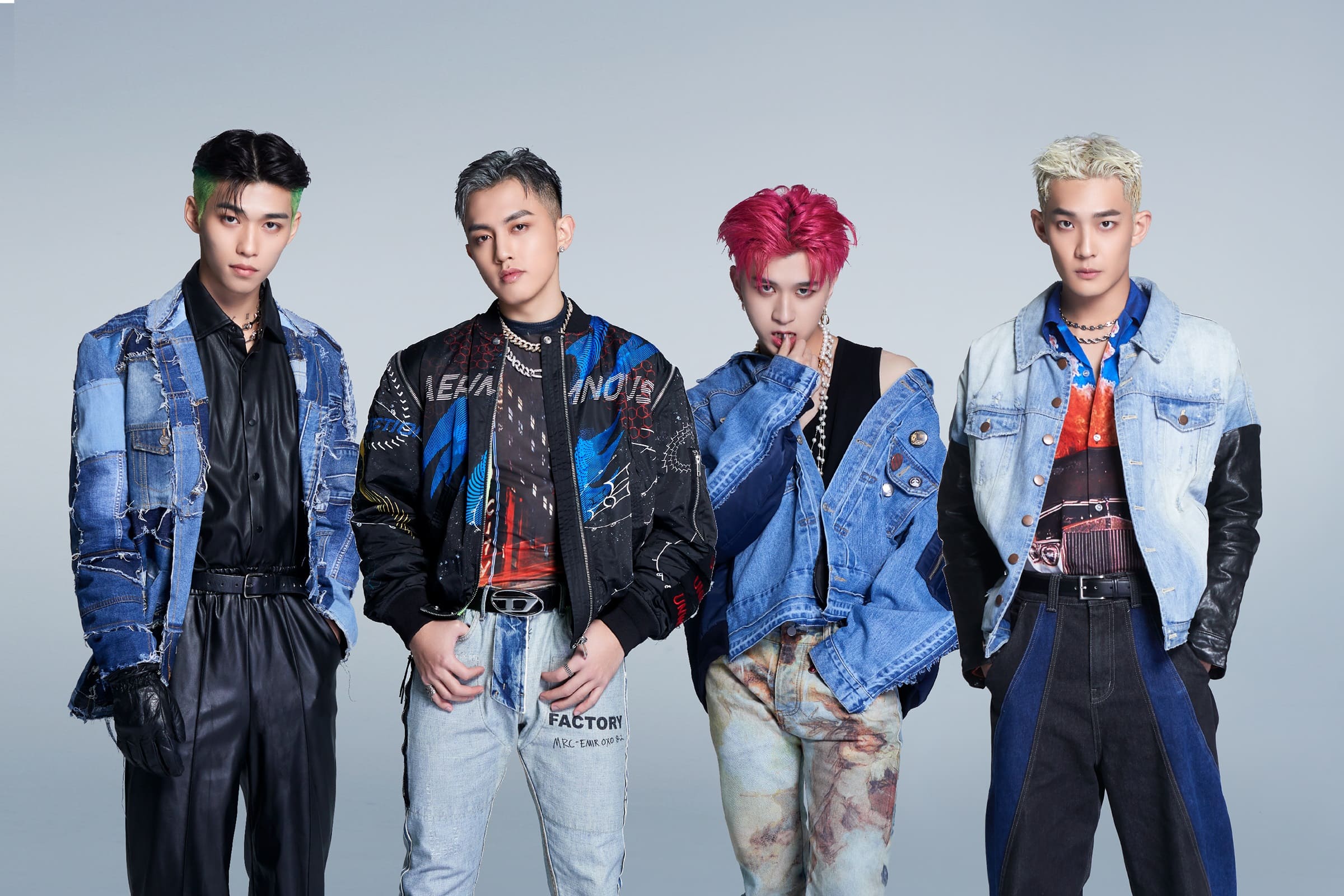 U:NUS新歌霸榜專場秒殺！揭粉絲名「UNi」藏浪漫告白：有你才有我