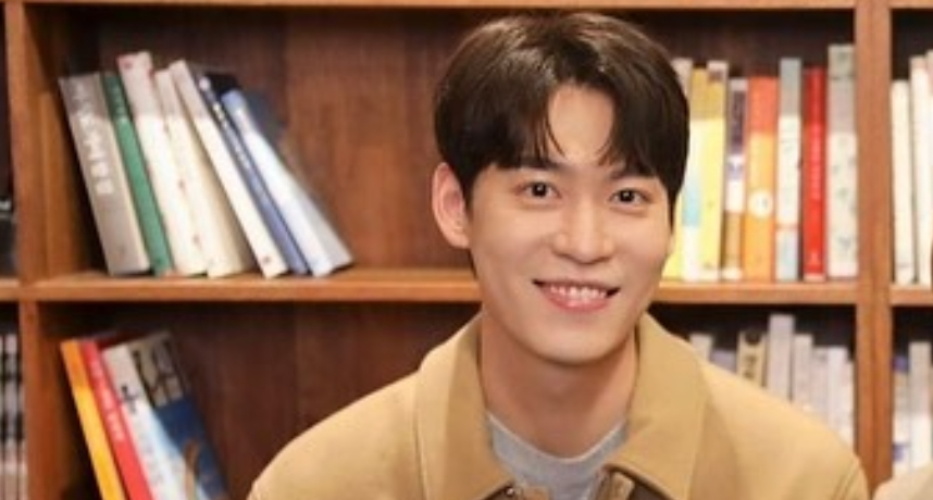 John Park宣布結婚！圈外女友交往1年 「手寫信」甜喊：是我珍貴