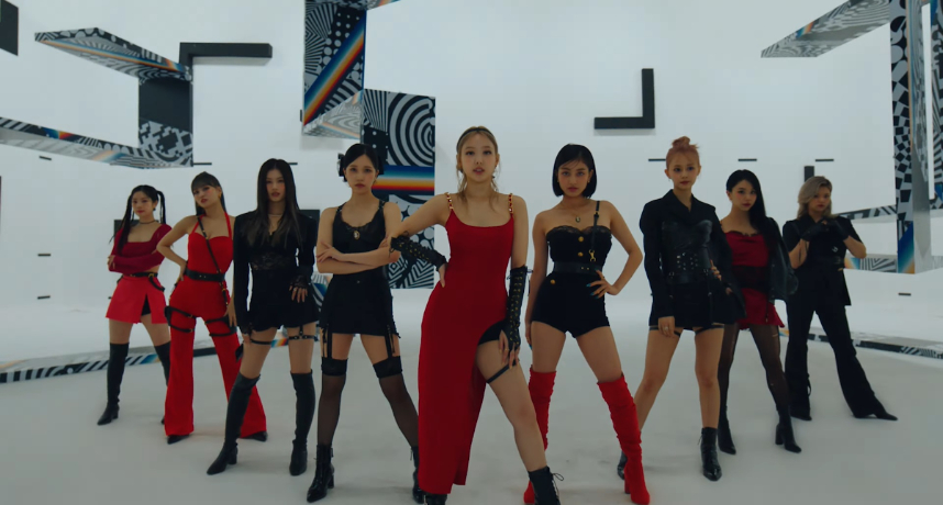 全員續約首度回歸！TWICE新歌MV「QR CODE藏彩蛋」一掃全網哭出來