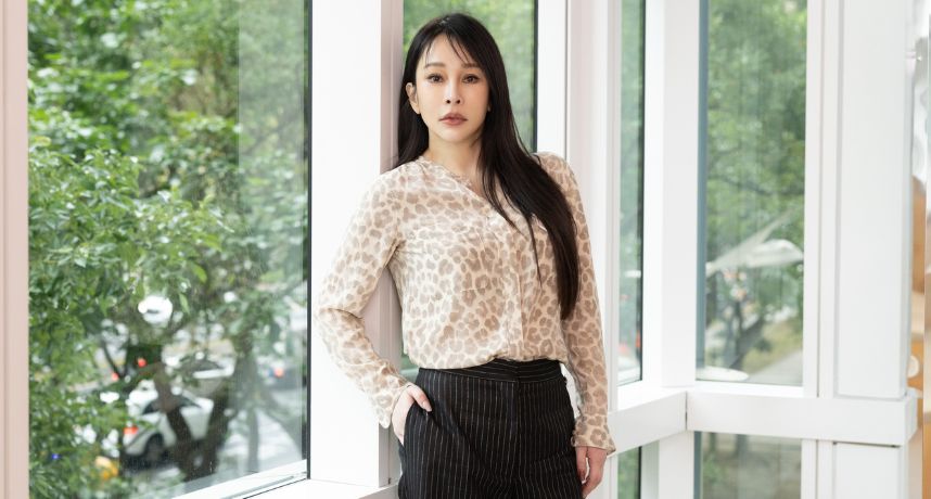 「唱跳天后」 Landy Wen温嵐正式加盟華納音樂 將推全新浪漫單曲